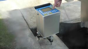 Moon's Gravity: How Strong Is Gravity on the Moon? - SciQuest